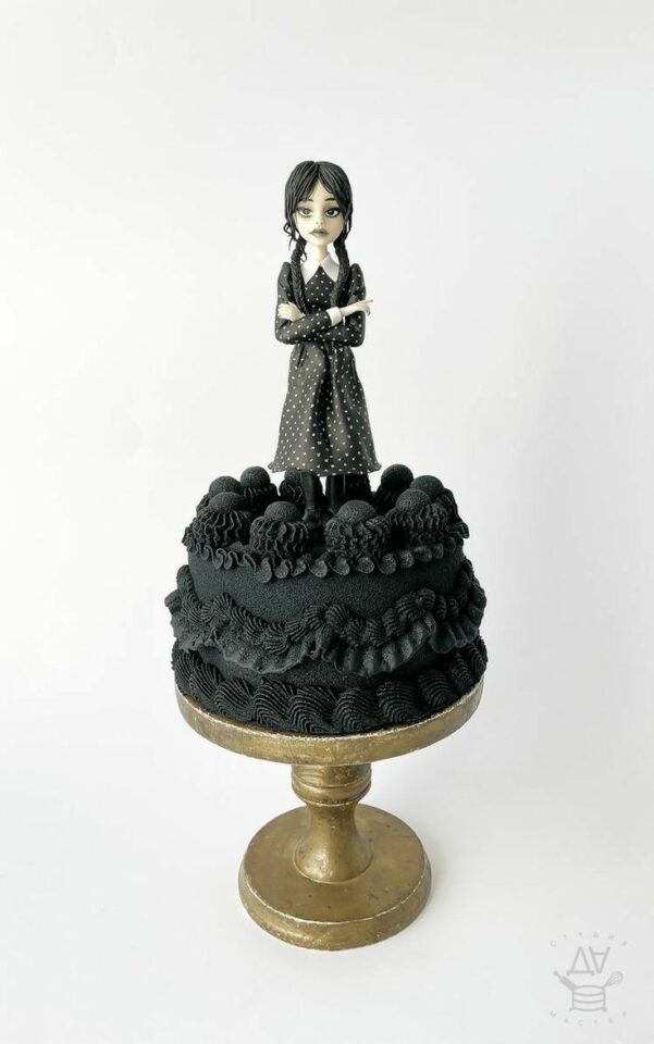 31 Wednesday Addams Cake Ideas to Get Your Goth On