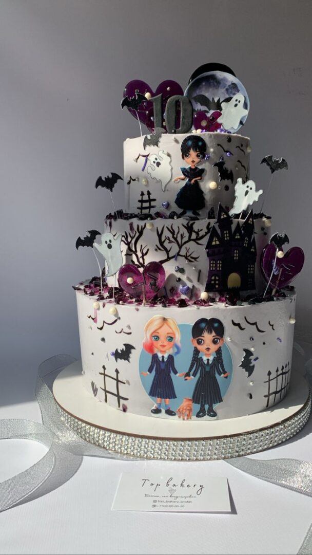 31 Wednesday Addams Cake Ideas to Get Your Goth On