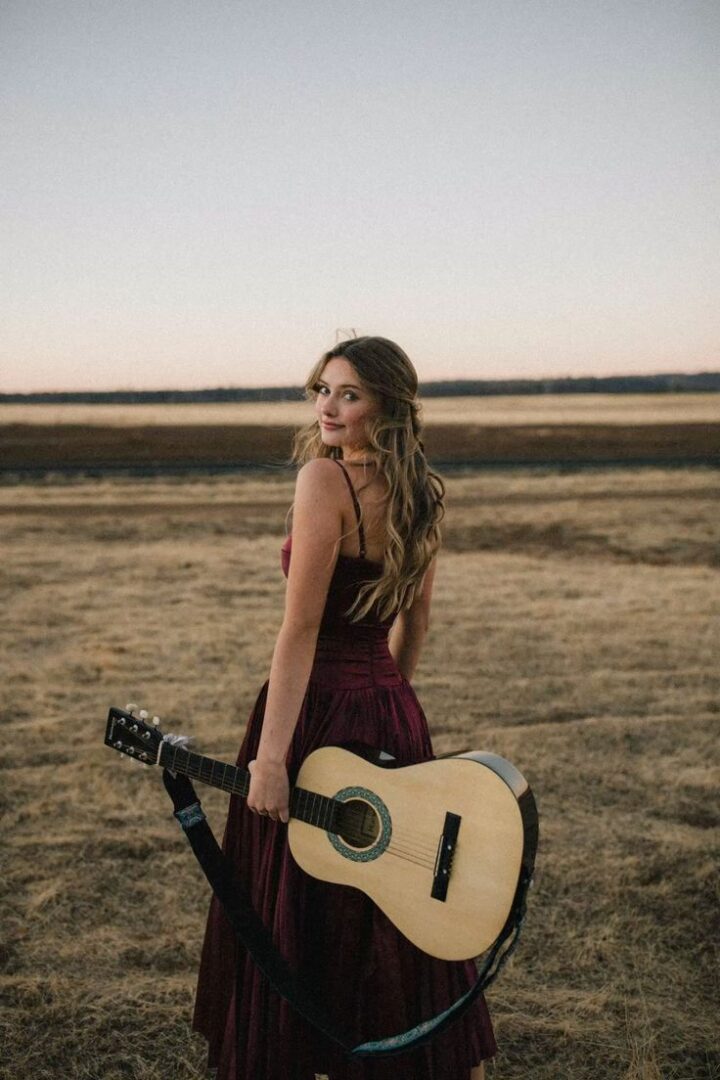 39+ Gorgeous Senior Picture Ideas Your Teen Will Actually Be Into